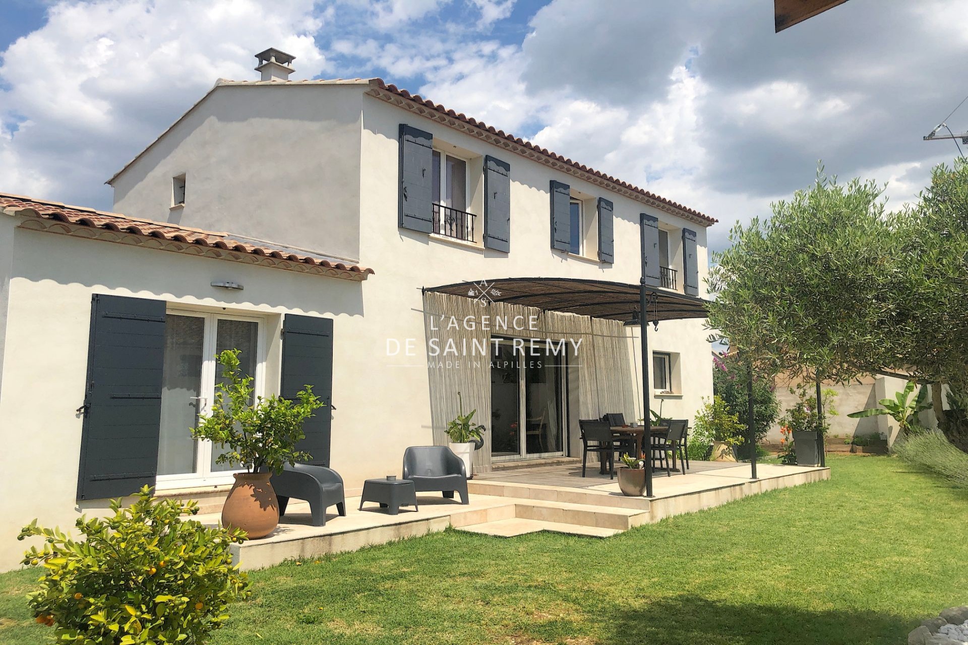 Vente Villa 5 Pièces Saint Rémy De Provence 140 M²